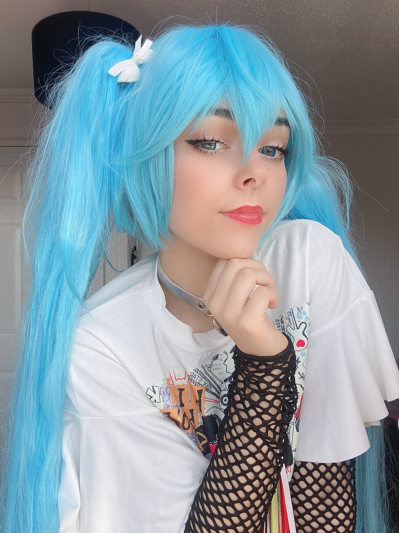 ᑕ ᑐ Kitsukanna E Girl Miku 2024
